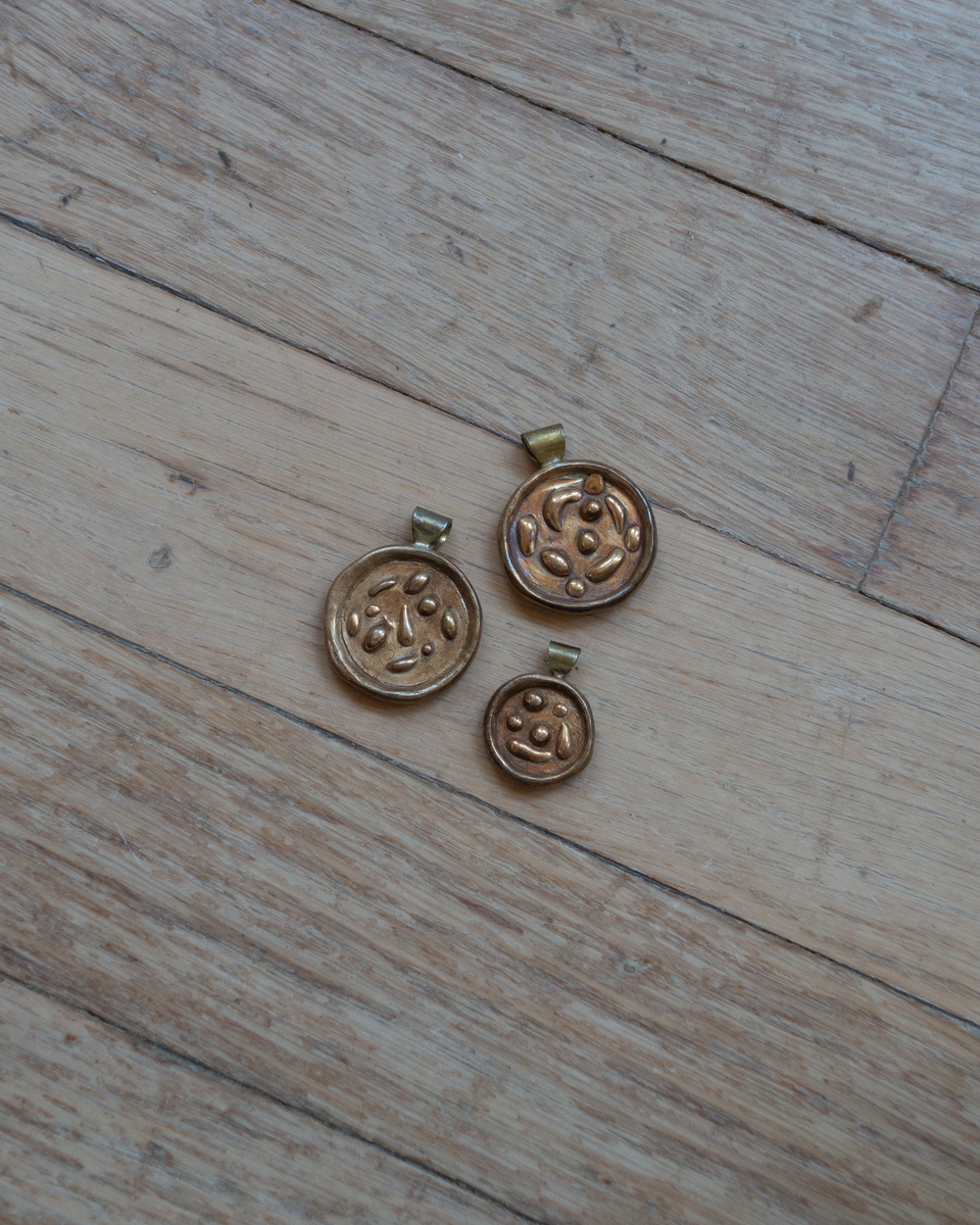 Bronze Drip Coin – tarturyar
